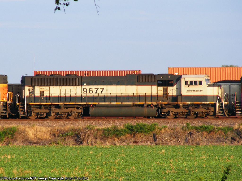 BNSF 9677